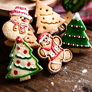 Tmflexe Stainless Steel Christmas Cookie Cutters with Comfort Grip for Christmas Party and Baking Gift, Happy Gingerbread Man,Christmas Tree,Candy Cane,Snowman 4 Styles