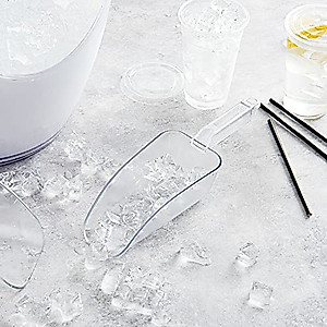 Restaurantware Met Lux 24 Ounce Ice Scoop 1 Flat Bottom Food Scoop - Beveled Front Edge Hanging Slot Clear PC Plastic Flour Scoop Lightweight For Ice Or Dry Ingredients