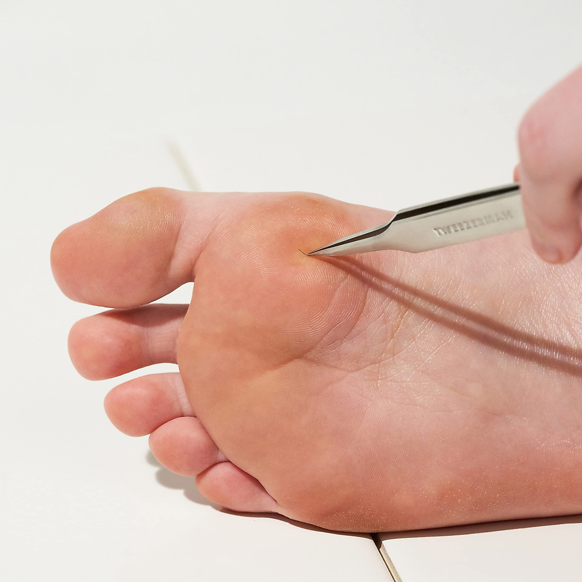 Tweezerman Stainless Steel Ingrown Hair Splintertweeze for Women and Men