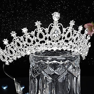Makone Elegant Silver Crystal Crowns and Tiaras with Comb for Girls and Women Princess Crowns Rhinestone Hair Accessories Jewelry Tiaras for Wedding Pageant Birthday Bridal Halloween Cosplay Party