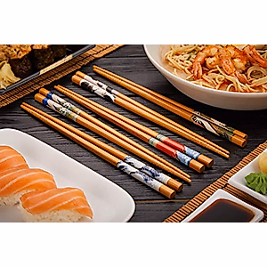 Japanese Wooden Chopsticks for Sushi Ramen Natural Bamboo Chopsticks Reusable 5 Pairs Gift Set MADE IN JAPAN … (Variation 1)