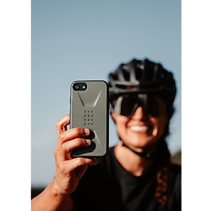 URBAN ARMOR GEAR UAG Designed for iPhone SE (2022) Case [4.7-inch Screen] Sleek Ultra-Thin Shock-Absorbent Civilian Protective Cover, Olive