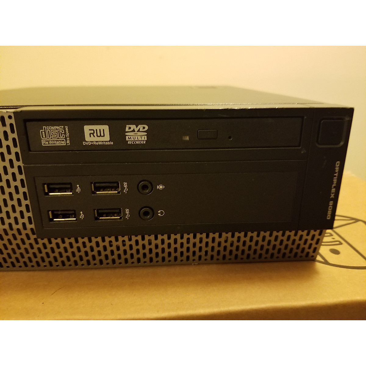 Dell Optiplex 9020 Small Form Factor Desktop i5 i5-4570 Quad-Core 8gb RAM 500gb Hard Drive DVD +/- RW Drive Windows 7 Professional