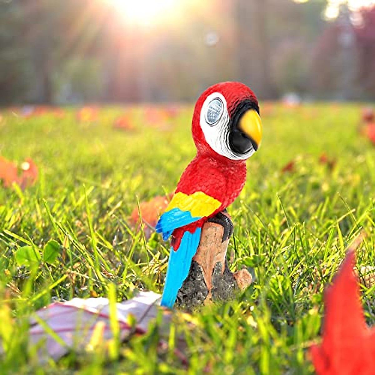 Operitacx Parrot Garden Statue Solar Light Resin Parrot Figurine Animal Sculpture Landscape Lamp for Indoor Outdoor Patio Yard Lawn Decor
