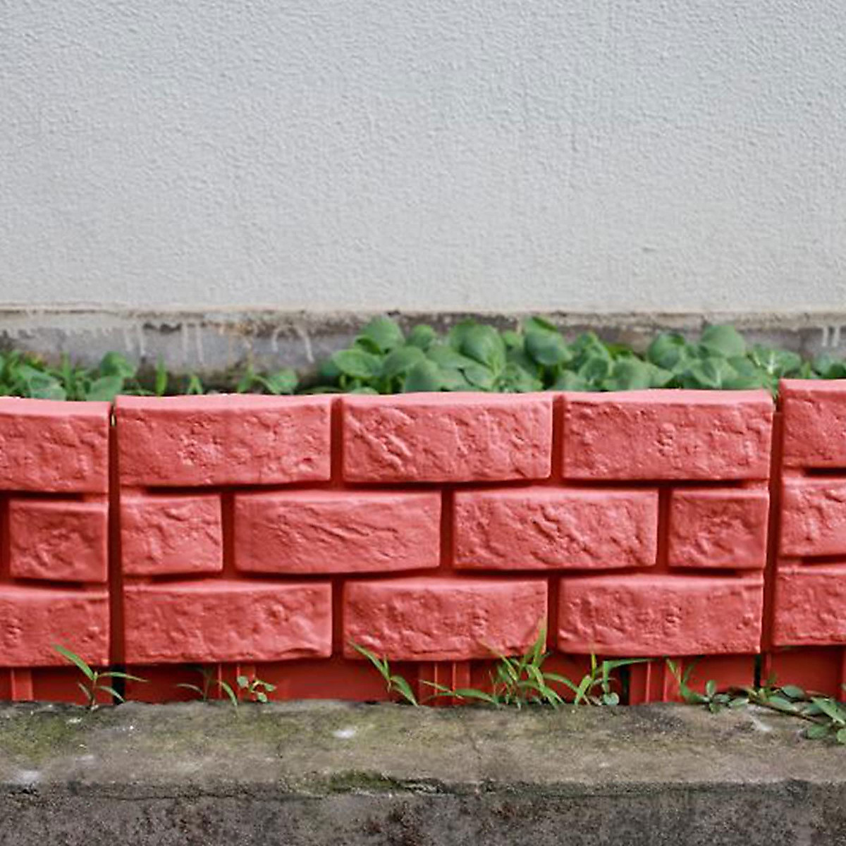 DNIEBW Garden Lawn Edging Set 6PCS Garden Border Edging Plastic Fence Plant Border Imitation Stone Brick for DIY Decorative Walkways Flower Bed & Grass Garden Border Edging - Red