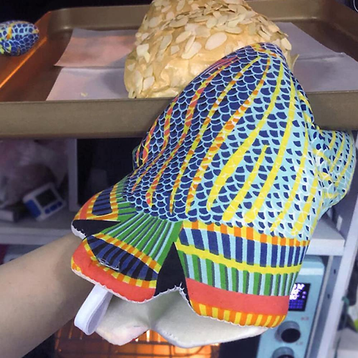 Deep-Sea Fish Oven Microwave Mitts Cartoon Fish Shape Cotton Oven Mitts Anti-Heat Baking Cooking Grilling Gloves Recycled Kitchen Oven Gloves Pot Holder Gloves for BBQ Baking Supplies
