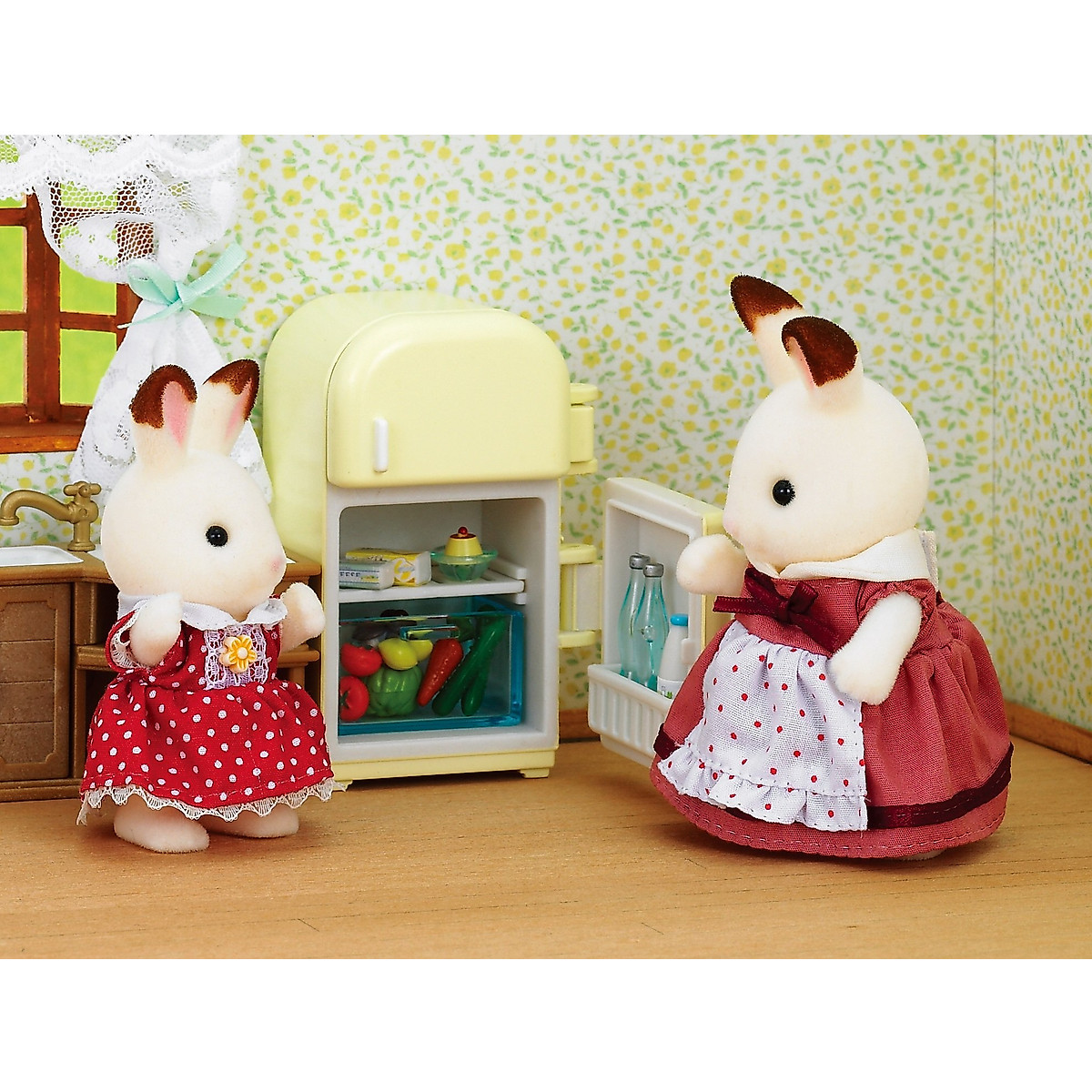 Epoch Sylvanian Families Sylvanian Family Doll set chocolat rabbit Mother furniture set DF-08