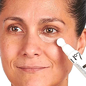 No7 Laboratories Dark Circle Corrector in Medium/Dark - Dark Circles Reducer with Cooling Applicator to Reduce Puffy Eyes - Hyaluronic Acid to Plump & Smooth Under Eye Bags (0.5 fl oz)