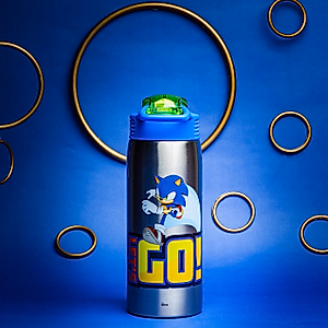 Zak Designs Sonic the Hedgehog Water Bottle for Travel and At Home, 19 oz Vacuum Insulated Stainless Steel with Locking Spout Cover, Built-In Carrying Loop, Leak-Proof Design (Sonic)