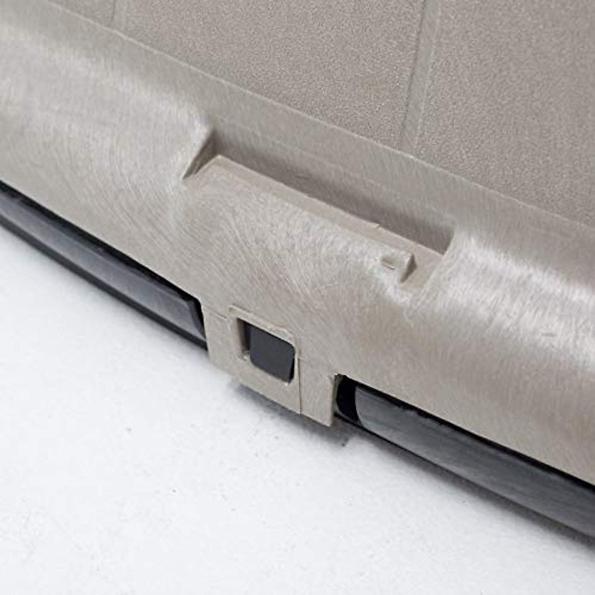 Petmate Indigo Dog House (Igloo Dog House, Made in USA with 90% Recycled Materials, All-Weather Protection Pet Shelter) for Large Dogs 50 to 90 pounds