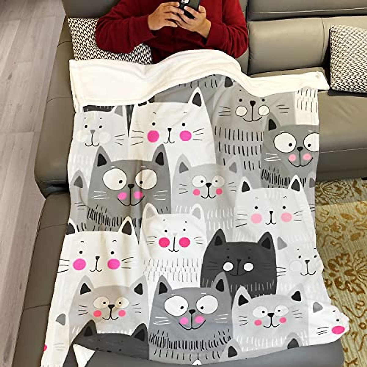 YISUMEI Cute Cat Throw Blanket Grey and White Smiling Cat Fleece Blanket Soft Warm Cozy for Kids Adult Gifts 50"x60"
