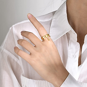 HIJONES Women's Stainless Steel Simple Crown Ring High Polished Statement Wedding Band Gold Plated Size 7