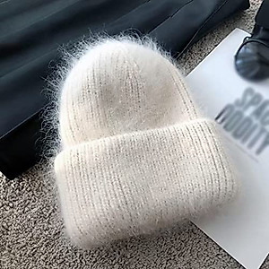 YUYOYE Angora Wool Yarn for Crochet and Knitting, Super Soft Warm Knitting Yarn Luxurious Fluffy Yarn (09-Grey)