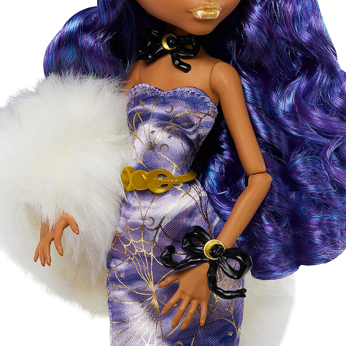 Monster High Howliday Winter Edition Doll, Clawdeen Wolf Collectible in ICY Lavender Gown with Furry Boa & Accessories