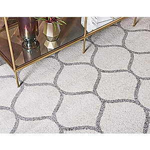 Unique Loom Trellis Frieze Collection Area Rug - Rounded (5' 1" x 8', Ivory/ Gray)