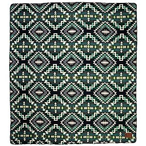 QISU Wool Blanket Throw | Large, Beautiful, Warm, Variegated, Handmade in Ecuador by Local Artisans |94″ x 78″| Ultra-Soft, Hypoallergenic & Breathable | Non-Itchy or Scratchy Fabric (Shamrock Star)