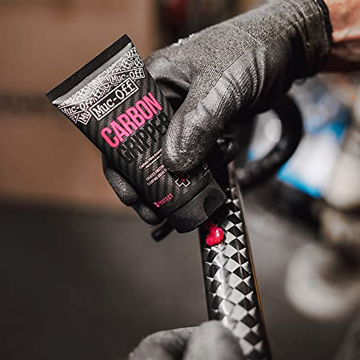 Muc-Off Carbon Gripper 75g