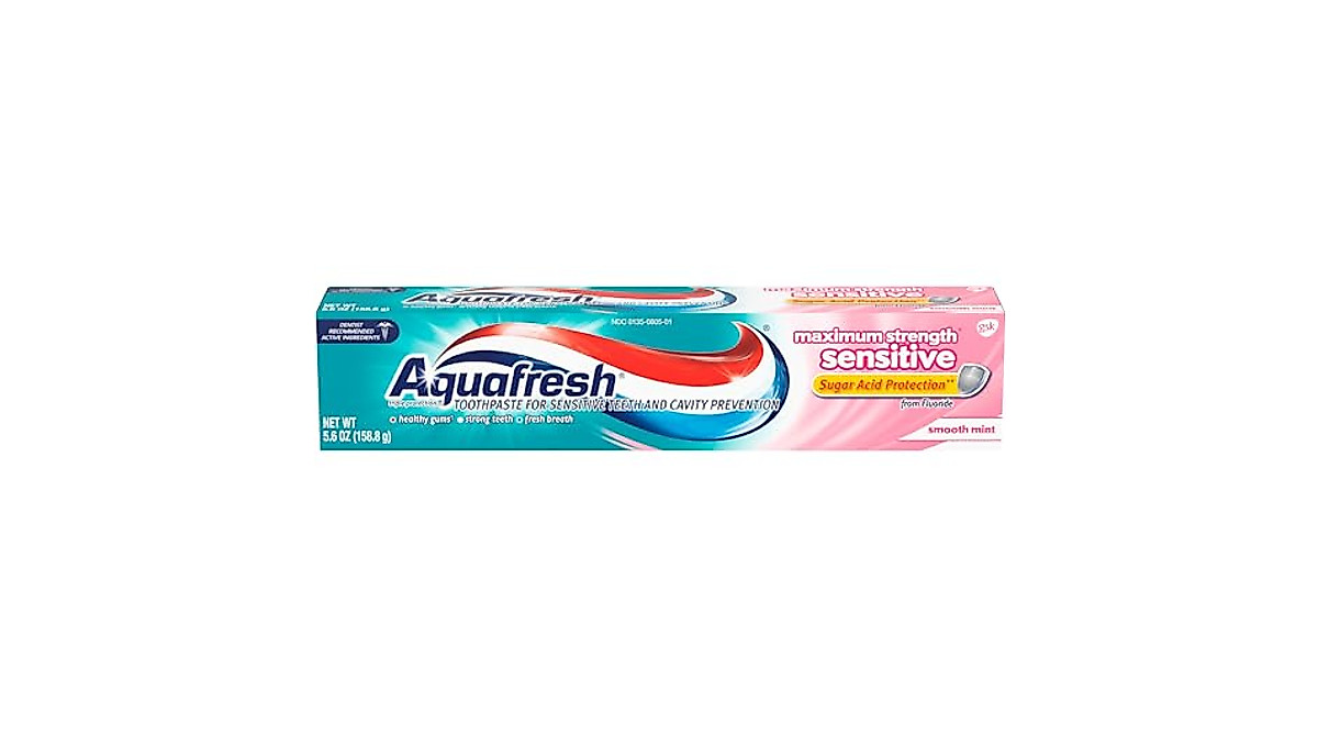 Aquafresh Maximum Strength Toothpaste for Sensitive Teeth