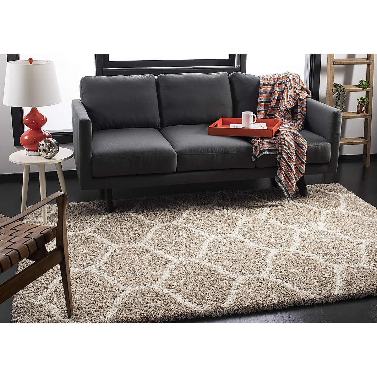 SAFAVIEH Hudson Shag Collection Area Rug - 8' x 10', Beige & Ivory, Moroccan Ogee Trellis Design, Non-Shedding & Easy Care, 2-inch Thick Ideal for High Traffic Areas in Living Room, Bedroom (SGH280S)