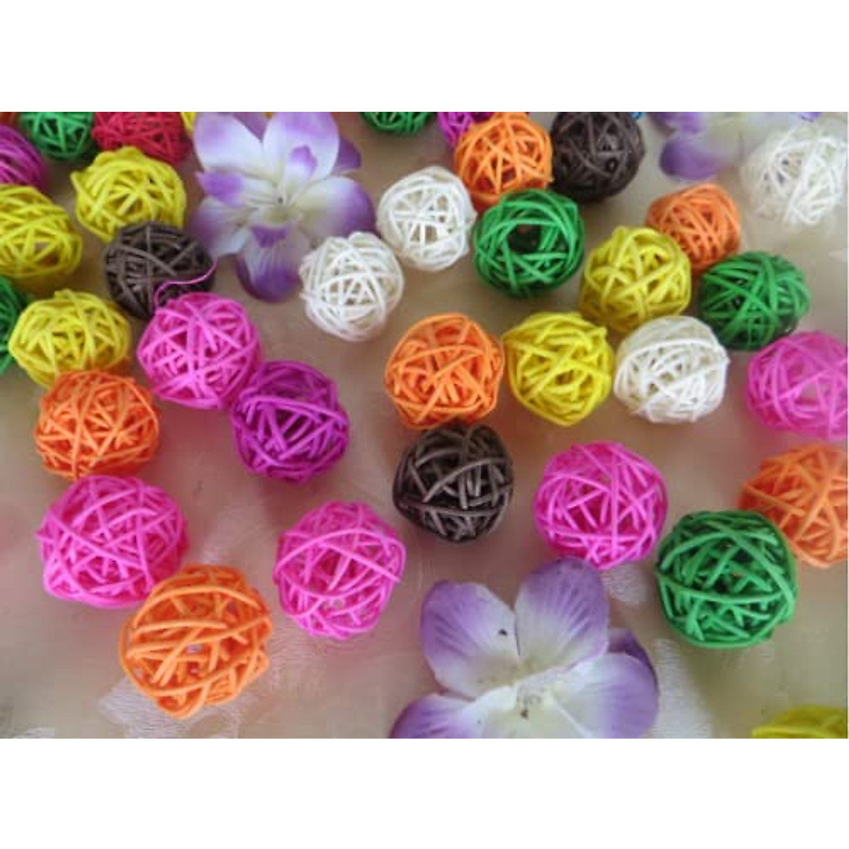 Parrot Chew Toys Bird Toys, 30 Pcs 1.2 inch Rattan Wicker Balls Parakeet Chewing Toys, for Budgies Conures Hamsters Bunny Toy, Decoration for DIY Craft Party Wedding