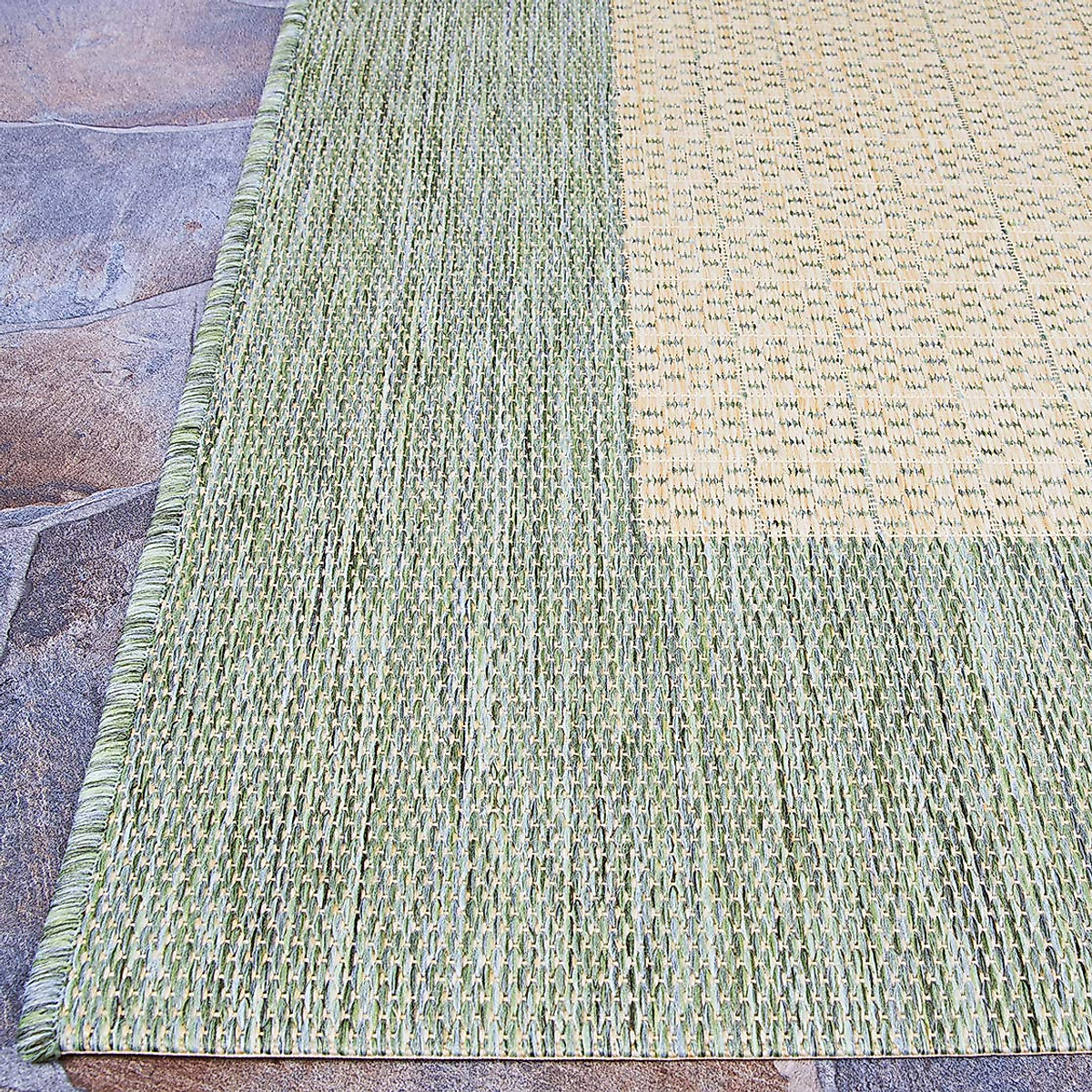 Couristan Recife Checkered Field Indoor/Outdoor Area Rug, 5'3" x 7'6", Natural-Green