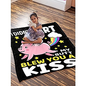 Funny Pig Blanket Gift for Girls Boys- 40x50 Inches Soft Flannel Throws Blankets Funny Gift for Teen Women Men Adult Cute Pig Lover Gifts for Birthday Christmas Halloween Bed Sofa Couch