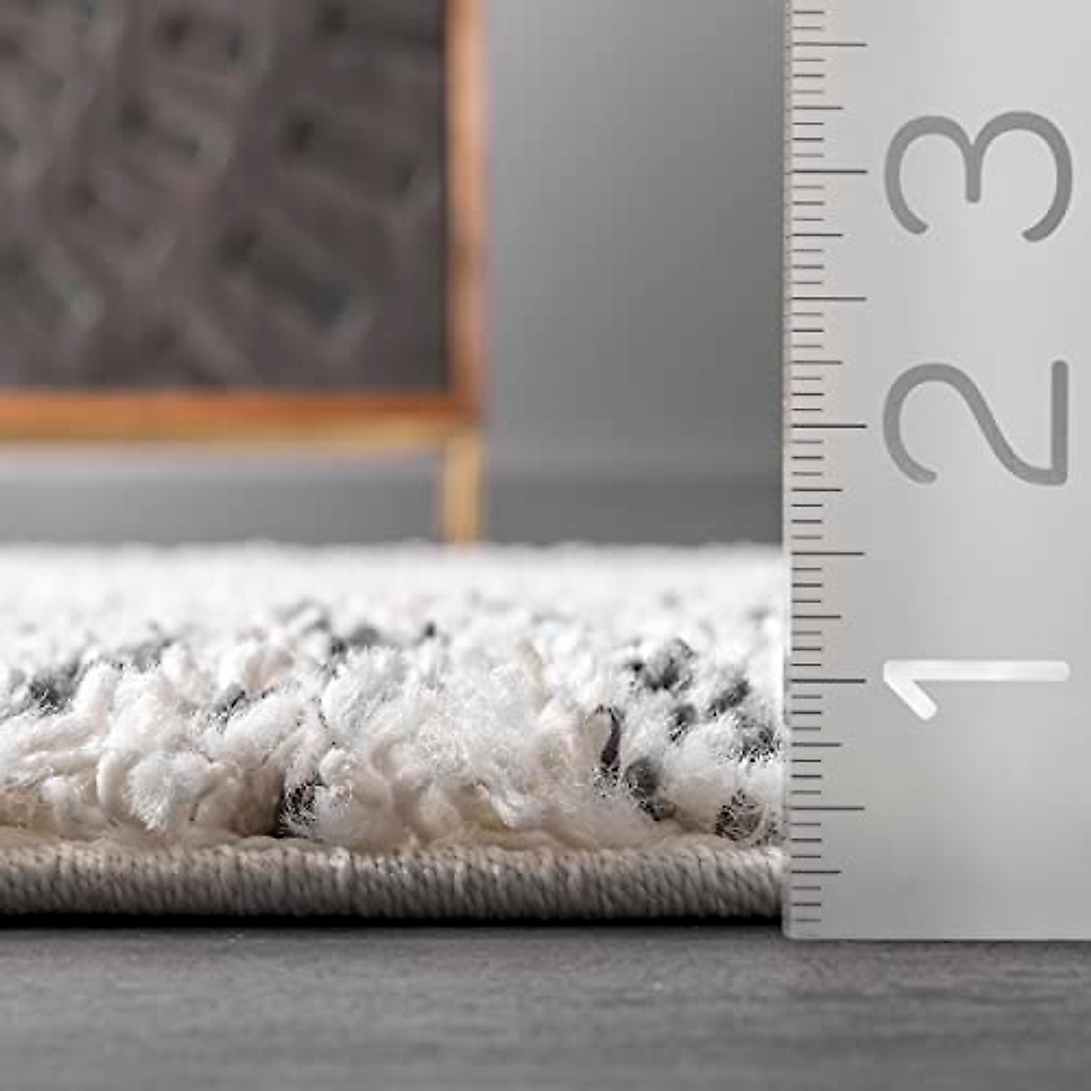 nuLOOM Lacey Moroccan Geometric Shag Area Rug, 4x6, Off-white