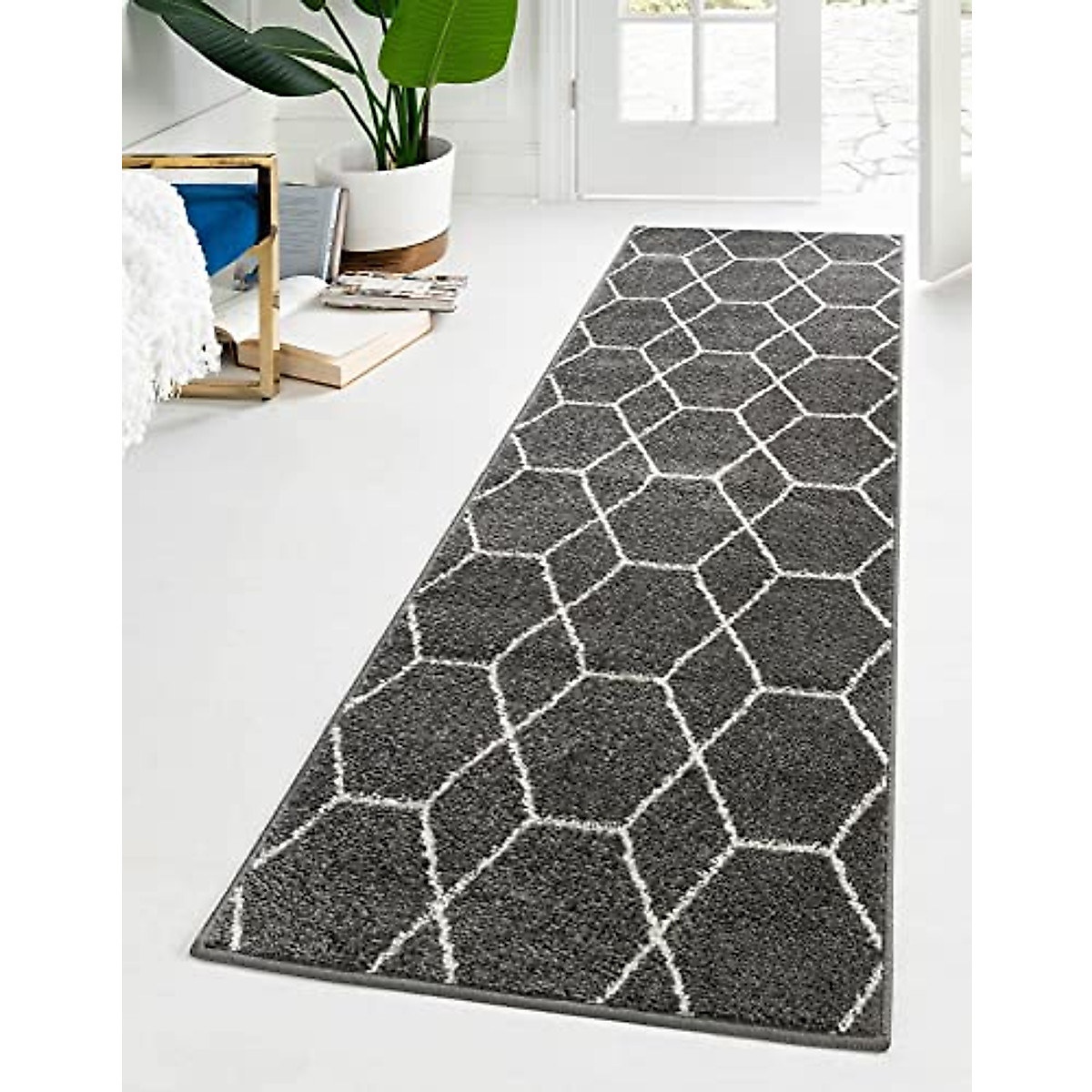 Unique Loom Trellis Frieze Collection Area Rug - Geometric (2' x 8' 8" Runner, Dark Gray/ Ivory)