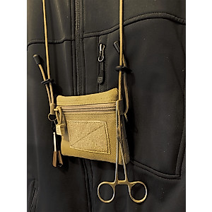 River Canyon - Pouch Lanyard with Nippers - This Fly Fishing Lanyard has a Water-Resistant Zipper Pouch, Nippers are Also Included. There is a Loop to Hang Your hemostat. Two More Rings to Hang Tools