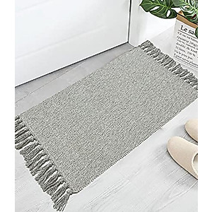 JE JOUE Boho Bathroom Rug 2'x3' Grey，Hand Woven Tassel Solid Color Area Rug, Washable Bedroom Runner mat for Laundry Kitchen Outdoor Bathroom Dorm entryway