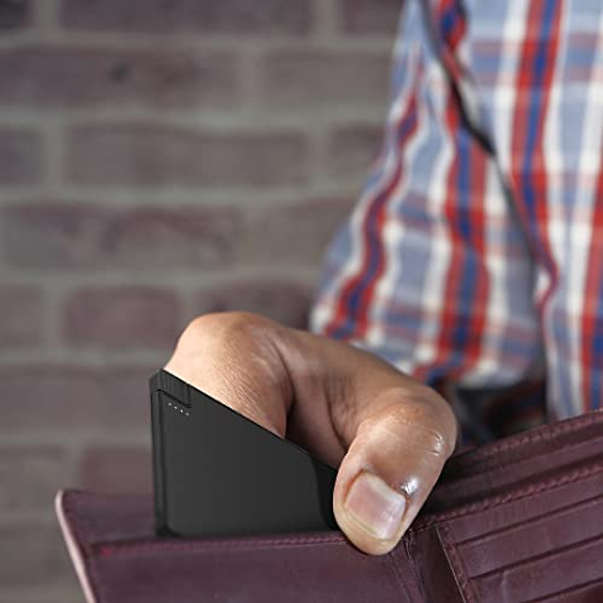 TNTOR Ultra Thin Power Bank with Built in Cable, Credit Card Size Portable Power Charger 2500mAh [Only 0.16 inch] Slim Compact External Battery Charger Compatible with iPhone