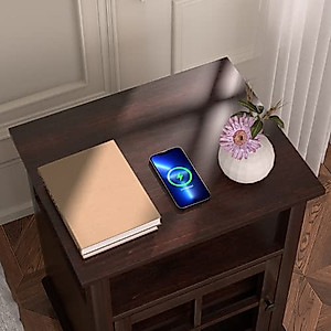 HIFYOBRO End Table with Wireless Charging Station Set of 2, Nightstand Set of 2, Side Table with Adjustable Storage Shelf for Bedroom, Living Room