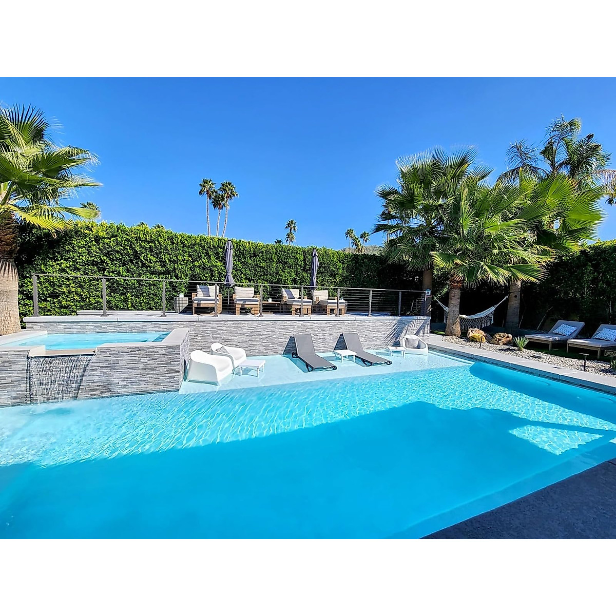 Domi Patio Chaise Lounge Chair Set of 3,Outdoor Aluminum Polypropylene Sunbathing Chair with 5 Adjustable Position,Side Table for Beach,Yard,Balcony,Poolside(2 Grey Chairs W/Table)