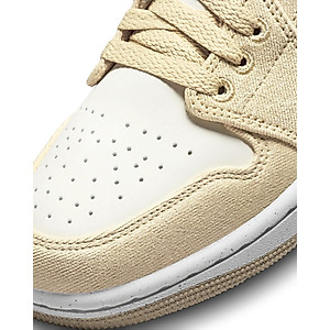 Jordan Women's Air 1 Low SE Team Gold/Sail (FN3722 701) - 9.5