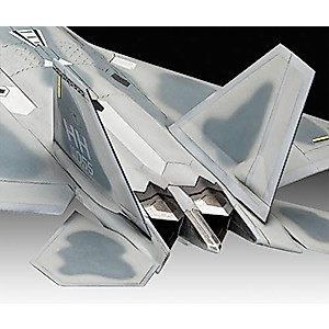 Revell 03858 Lockheed Martin F-22A Raptor Model Kit 1:72 Scale