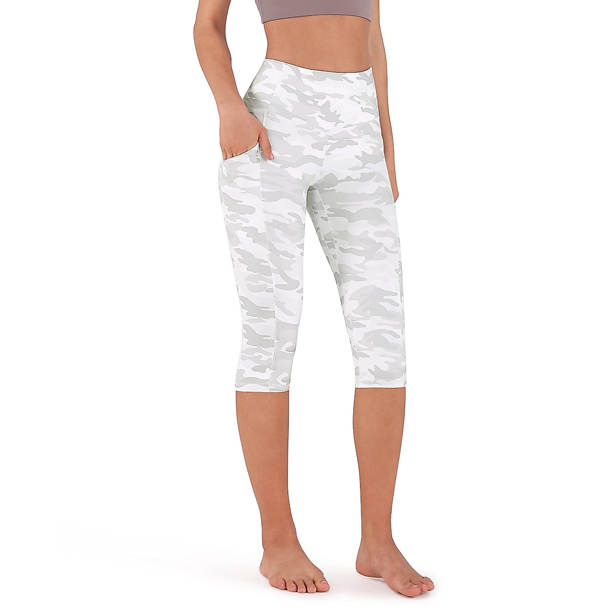 ODODOS Women's High Waisted Printed Yoga Capris with Pocket, Tummy Control Non See Through Workout Sports Running Athletic Capri Leggings, White Camo, Large
