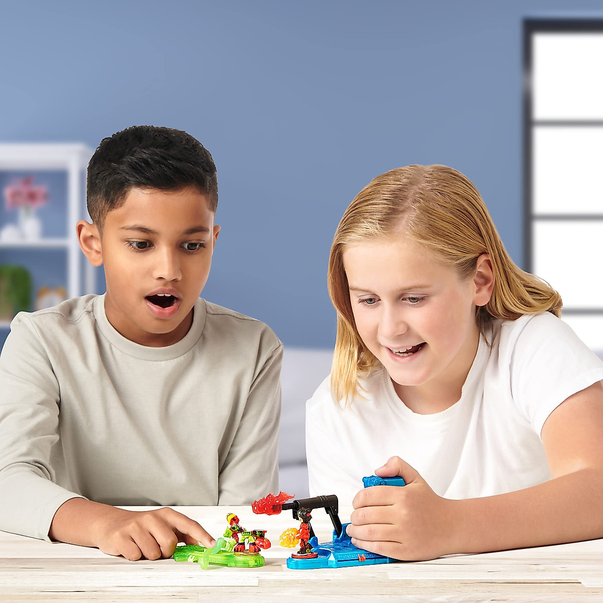 Legends of Akedo Powerstorm Mega Strike Controller with Elemental Punch Action |Turbo Chux Action Figure | Amazon Exclusive