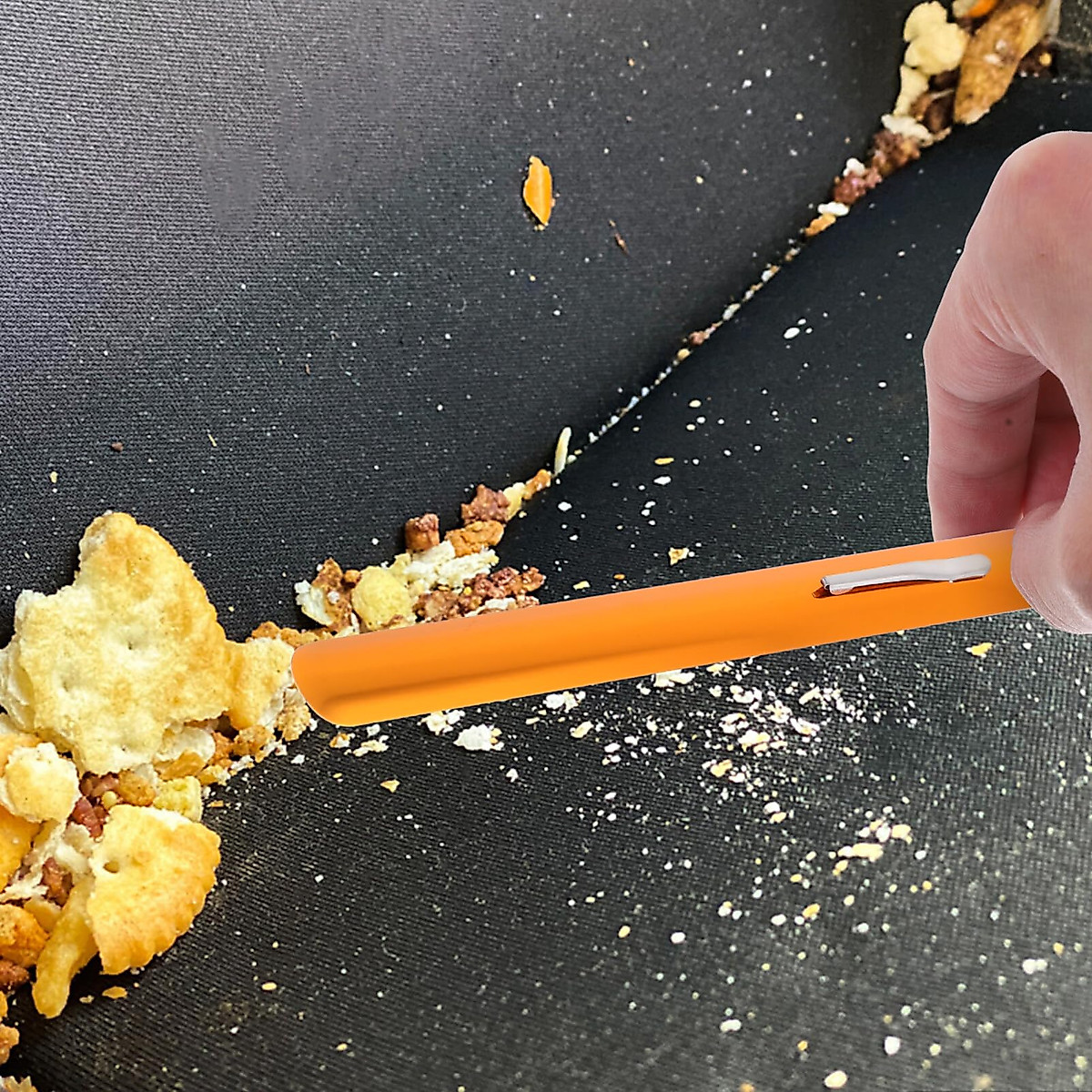 Ciieeo Restaurant Crumb Sweepers for Servers - 2pcs Stainless Steel Crumb Scraper Table Crumb Sweepers Bread Crumber Cleaner for Tablecloths in Restaurants and Home