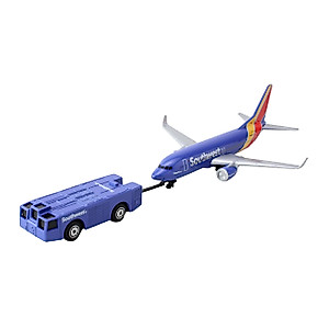Daron Southwest Airlines Airport Playset with Die-Cast Metal Model Airplane with Plastic Parts, Cars and Transportation Toys for Kids Ages 3+