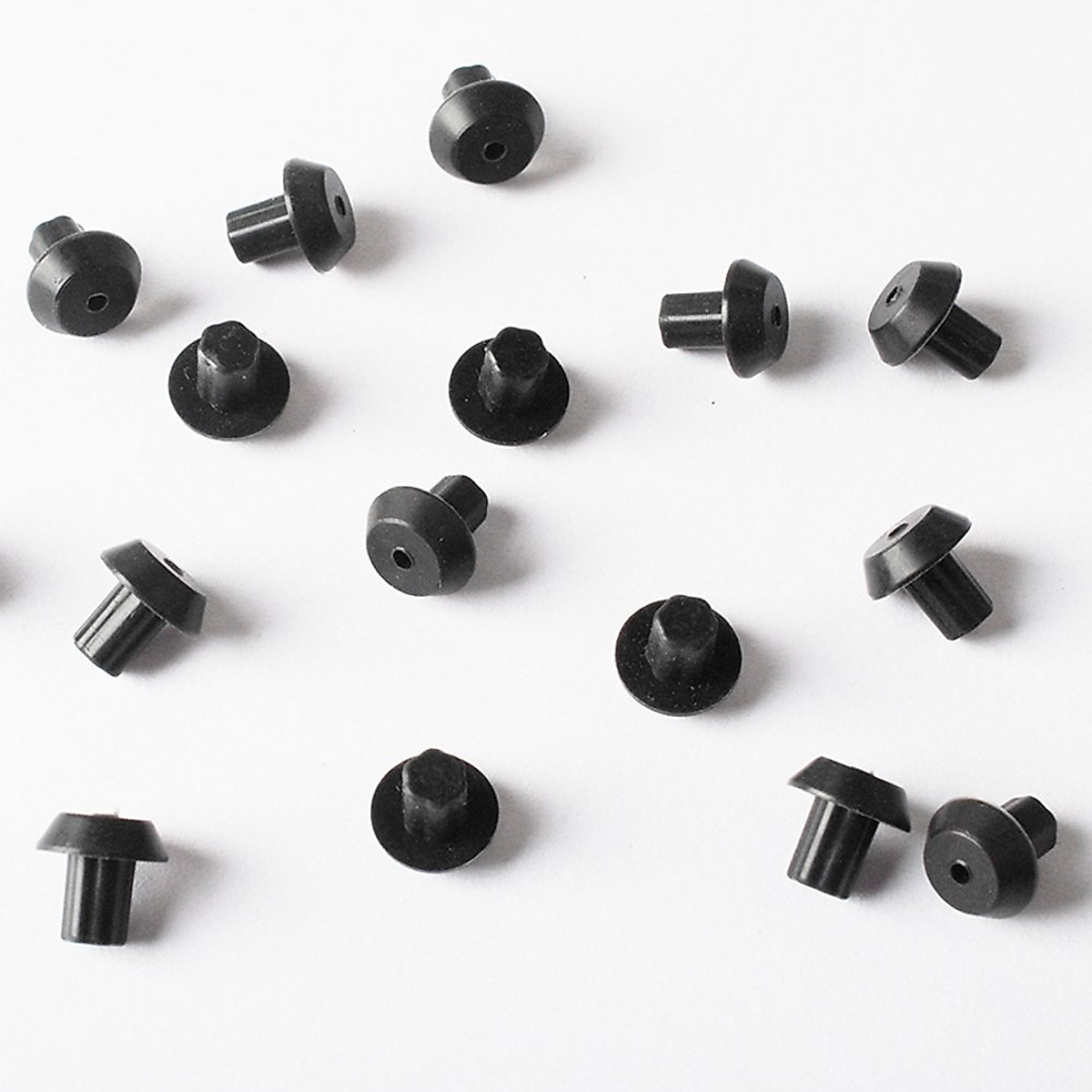 Pack of 16 WB2K101 Rubber Feet Gas Range Stovetop Grate Feet Replacement Compatible with G-E Ken-more Kitchen-aid, 3/16" Hole Gas Stove Top Cooktop Burner Grates Replaces WB02T10461 AP2622260 PS241358