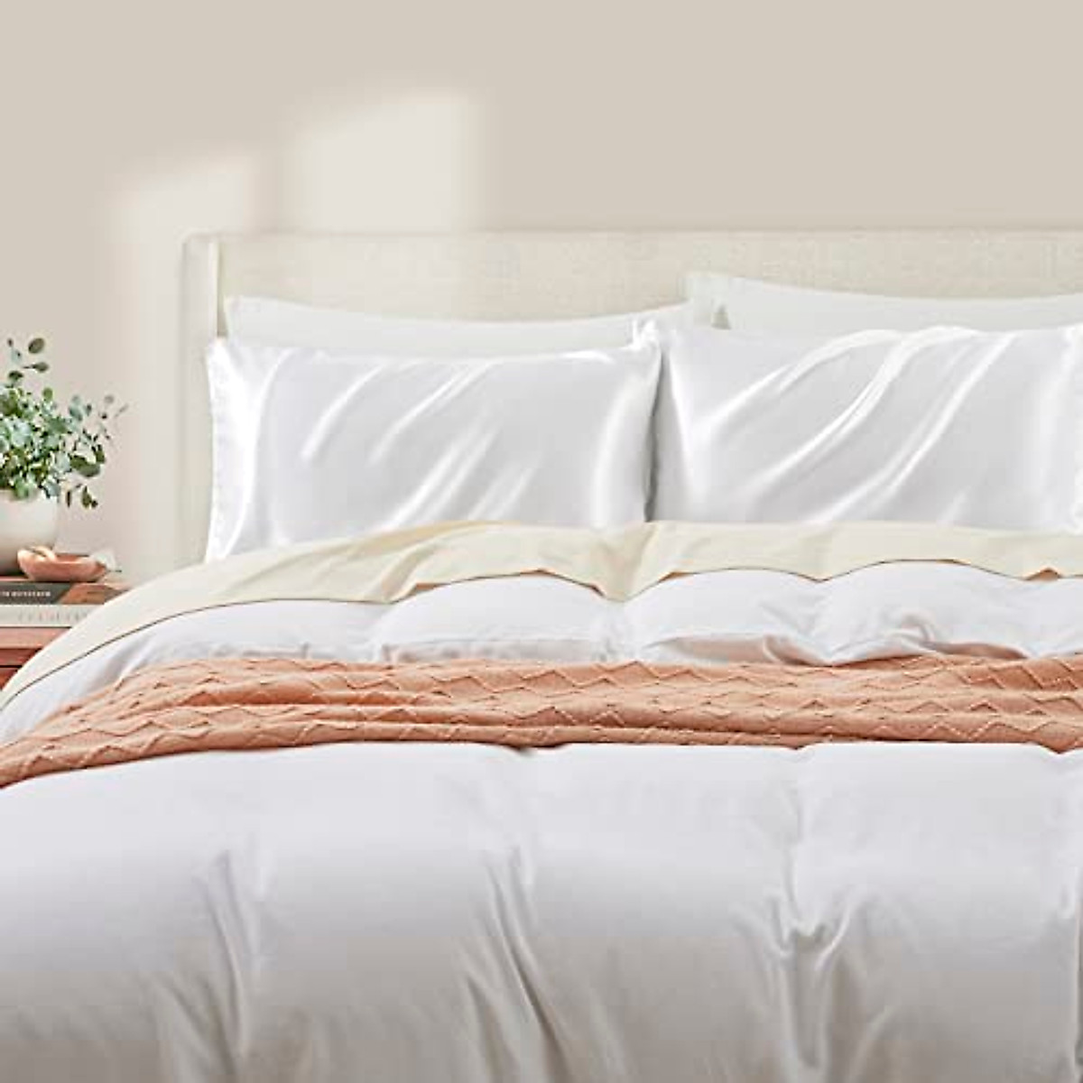 HommxJF White Satin Pillowcase Standard Set of 2 with Envelope Closure，White Silk Pillowcase for Hair and Skin (20x26)