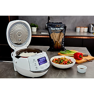 Yum Asia Sakura Rice Cooker with Ceramic Bowl and Advanced Fuzzy Logic (8 Cup, 1.5 Litre) 6 Rice Cook Functions, 6 Multicook Functions, Motouch LED Display, 120V Power (White and Siver)