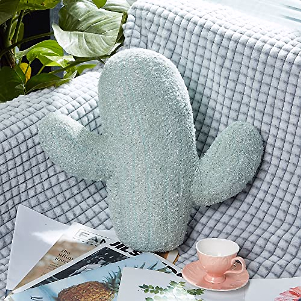 16 Inches Cactus Shape Pillow Cute Throw Pillow Succulent Pillow 3D Shaped Throw Pillow Sofa Cactus Shaped Pillow Plush Cactus Decorative Pillow Office Bed Cushion
