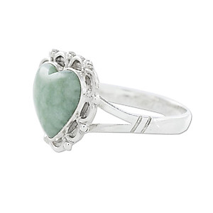 NOVICA Artisan Handcrafted Jade Heart Ring Hearts on Sterling Silver Green Cocktail Guatemala [crownbezel 0.6 in L x 0.6 in W x 0.2 in H Band Width 3 mm W] ' Zinnia Love'