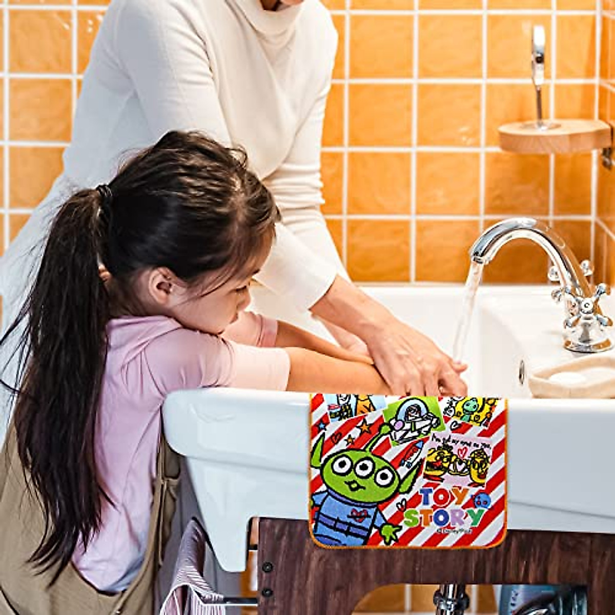 PSMILE 5PCS 20 X 20cm Colorful Cotton Towel Toy Story Series Cartoon Face Cloth Towel