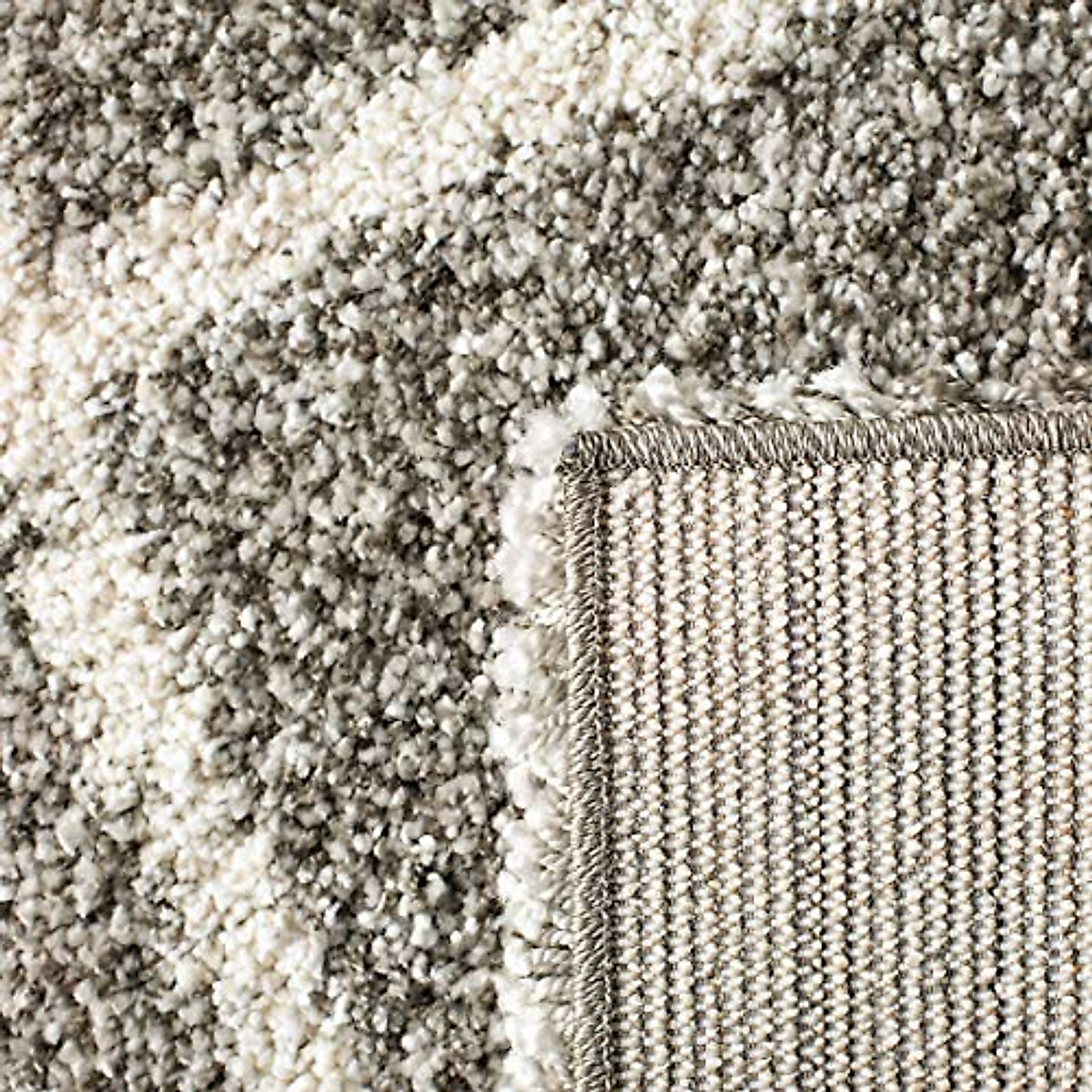 SAFAVIEH Hudson Shag Collection Area Rug - 8' x 10', Grey & Ivory, Modern Trellis Design, Non-Shedding & Easy Care, 2-inch Thick Ideal for High Traffic Areas in Living Room, Bedroom (SGH281B)