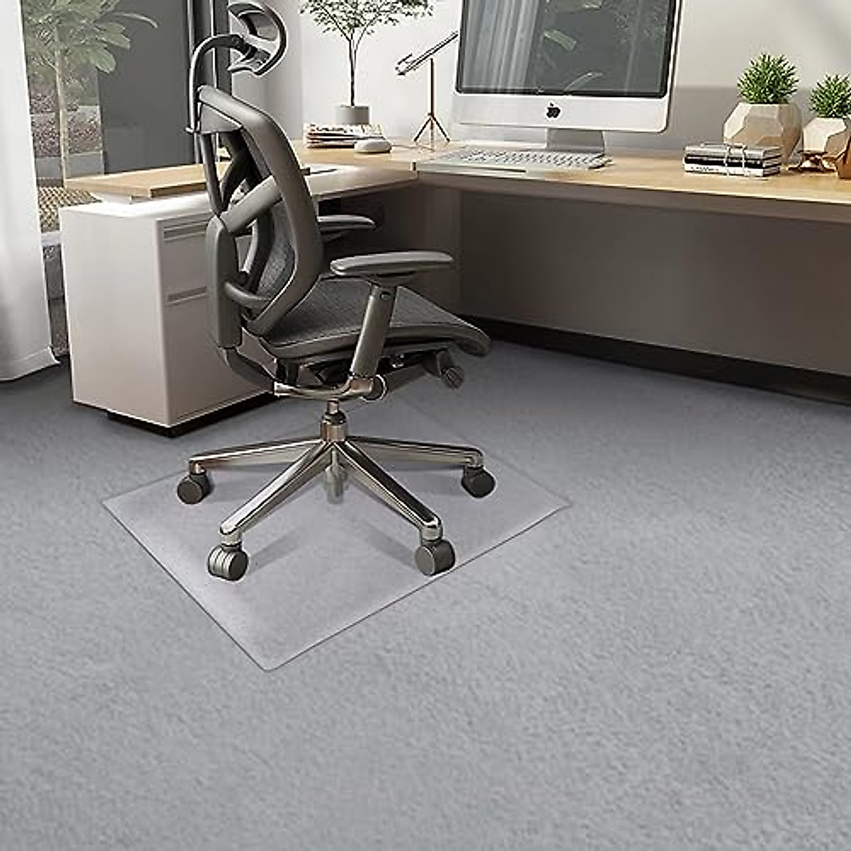 LUMDERIO Chair Mat for Computer Desk, Flat Without Curling, Office Carpeted Floor Mats for Low Pile Carpet 23.5 X 17.5 inches
