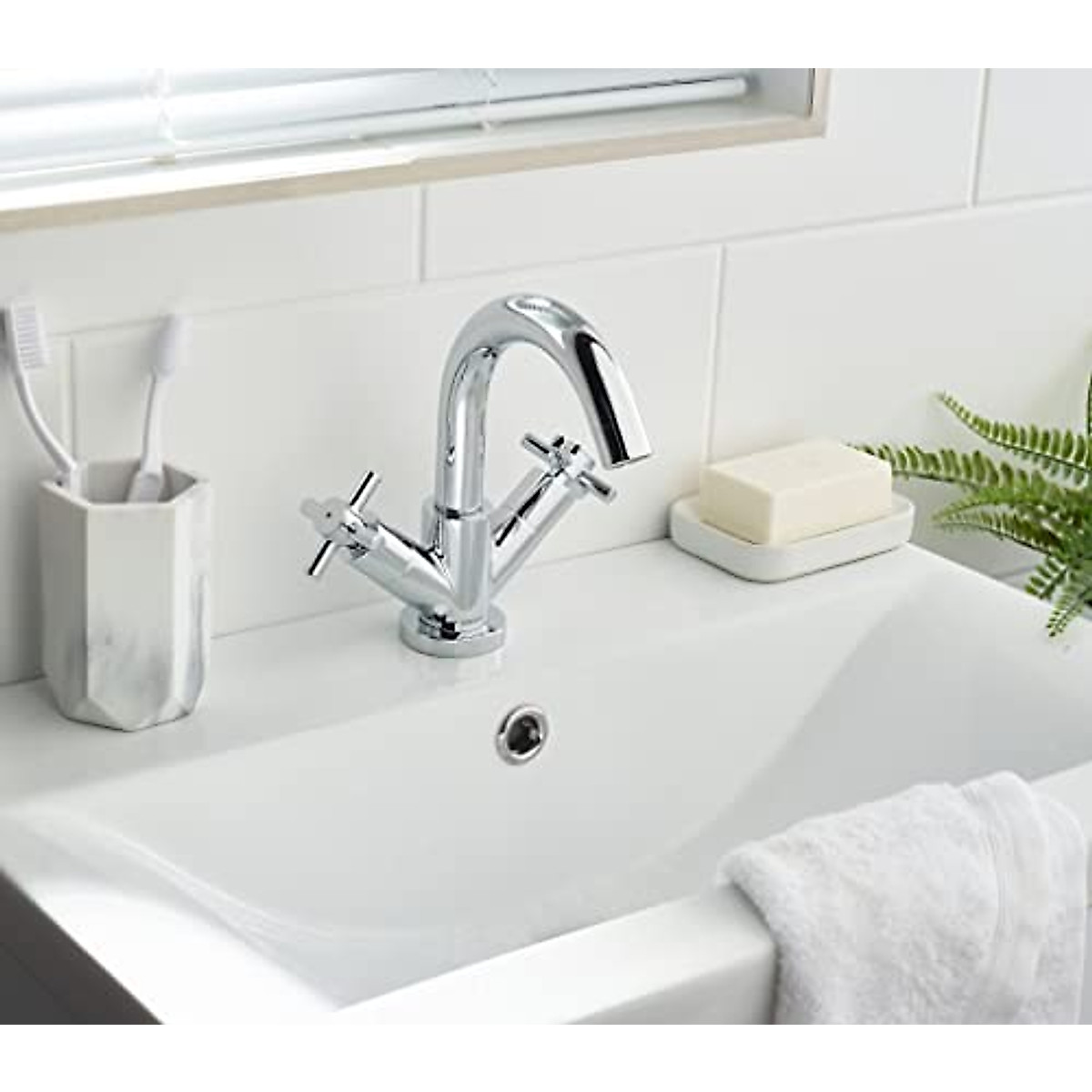 Bristan DX BAS C Basin Mixer Chrome Decade