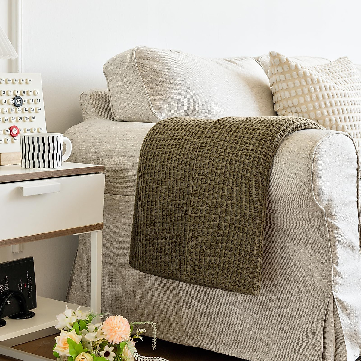 Xuyier Chunky Cable Knit Throw Blanket, Waffle Knitted Blankets for Couch Bed, White Warm Cozy Knit Woven Farmhouse Blanket Lightweight Travel Blankets for Sofa Living Room, 50"X60"