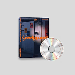 Dreamus PURPLE KISS - Geekyland - Main Version (4th Mini Album) CD+Folded Poster